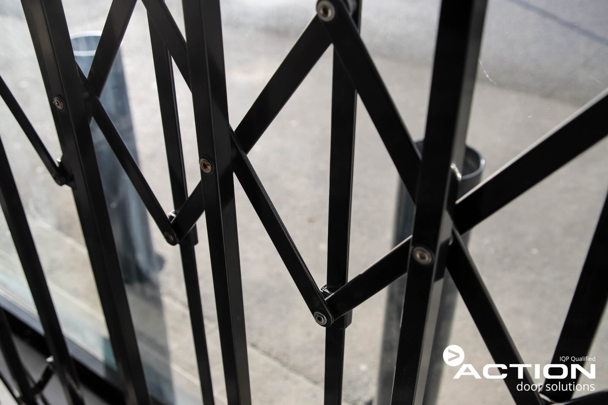 Expandoor Retractable Security Grilles | Action Door Solutions